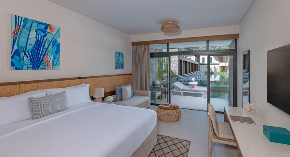 Seychelles Islands Resorts | Avani+ Premium Lagoon access Room
