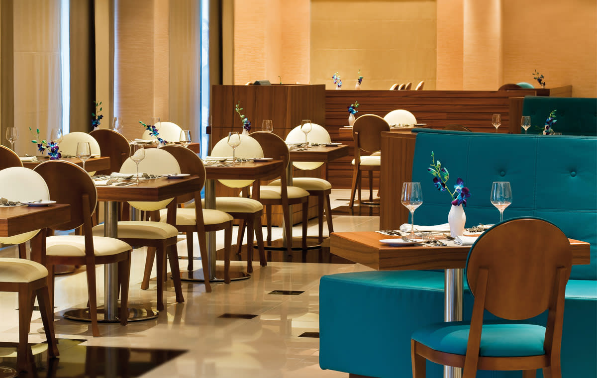 Photo Gallery of Avani Deira Dubai Hotel in UAE