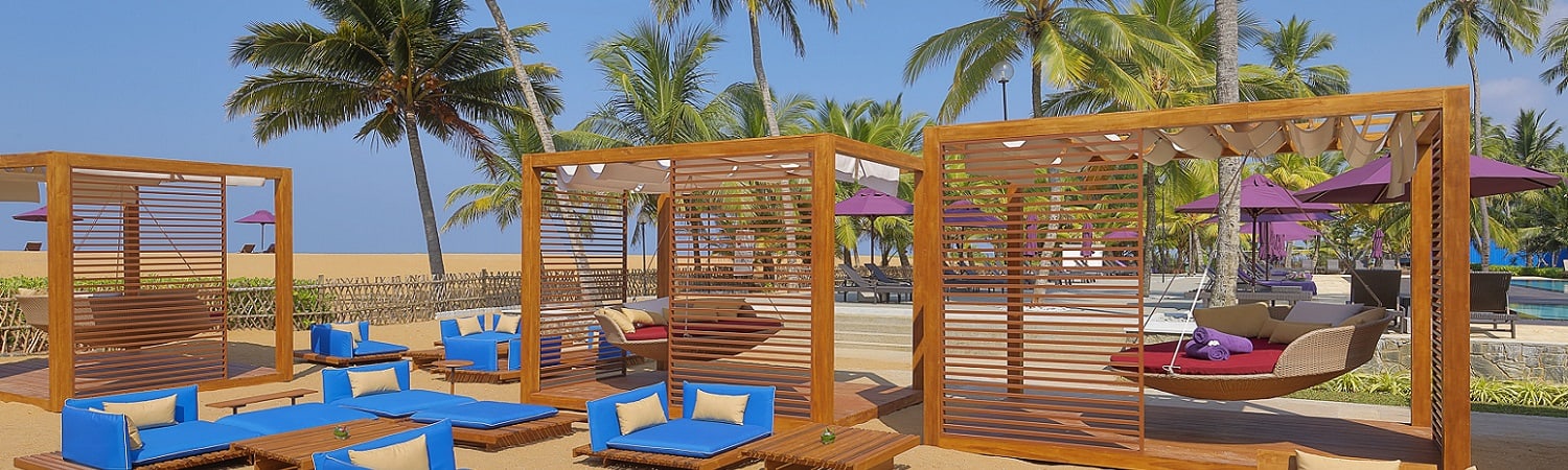 Hotel Bars| Karadiya Bar at Avani Kalutara Resort