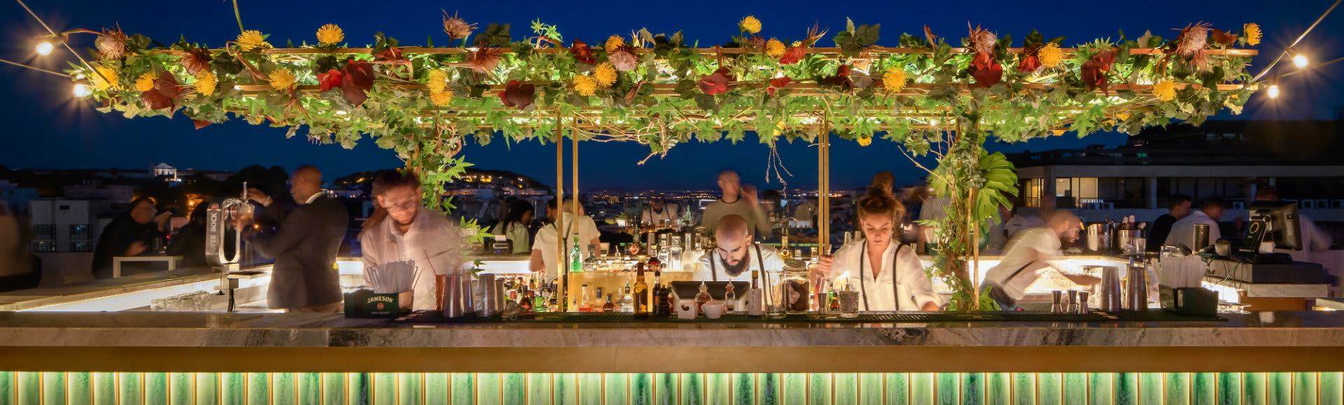Lisbon Rooftop Bar | Sky Bar by SEEN| Avani Avenida Liberdade