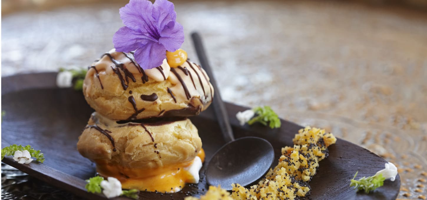 Pemba Restaurants | Clube Naval Restaurant at Avani Pemba Beach Hotel