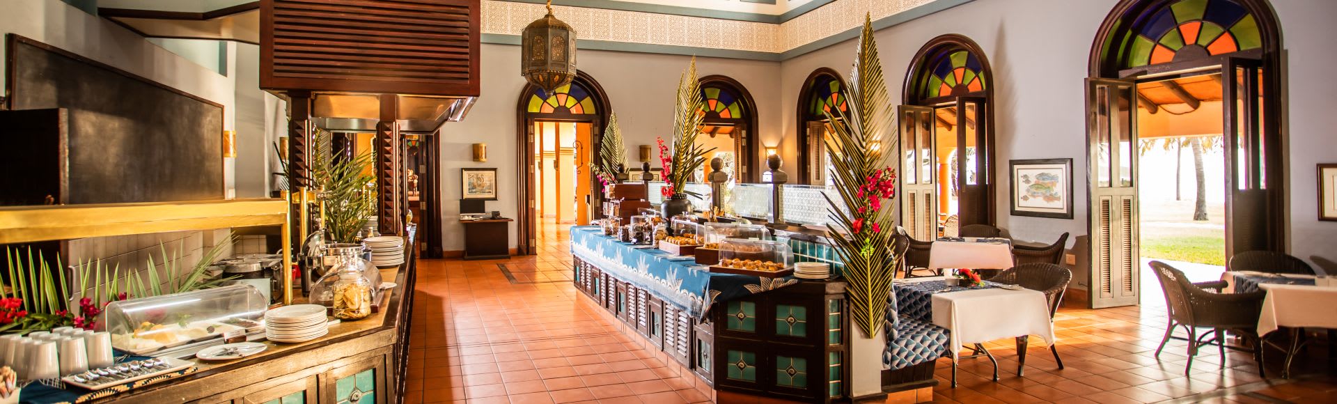Restaurant in Pemba | Quirimbas Restaurant at Avani Pemba Beach Hotel
