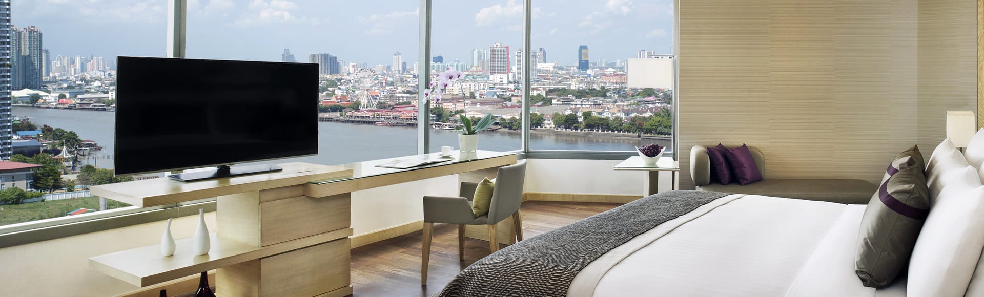 Hotel Riverside Bangkok | Hotel Accommodation at Avani+ Riverside