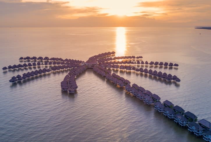 Sepang Hotel | Official Site Avani Sepang Goldcoast Resort