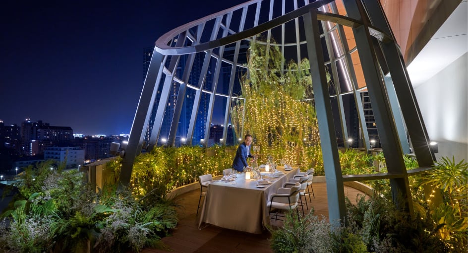 GREENHOUSE SECRET GARDEN